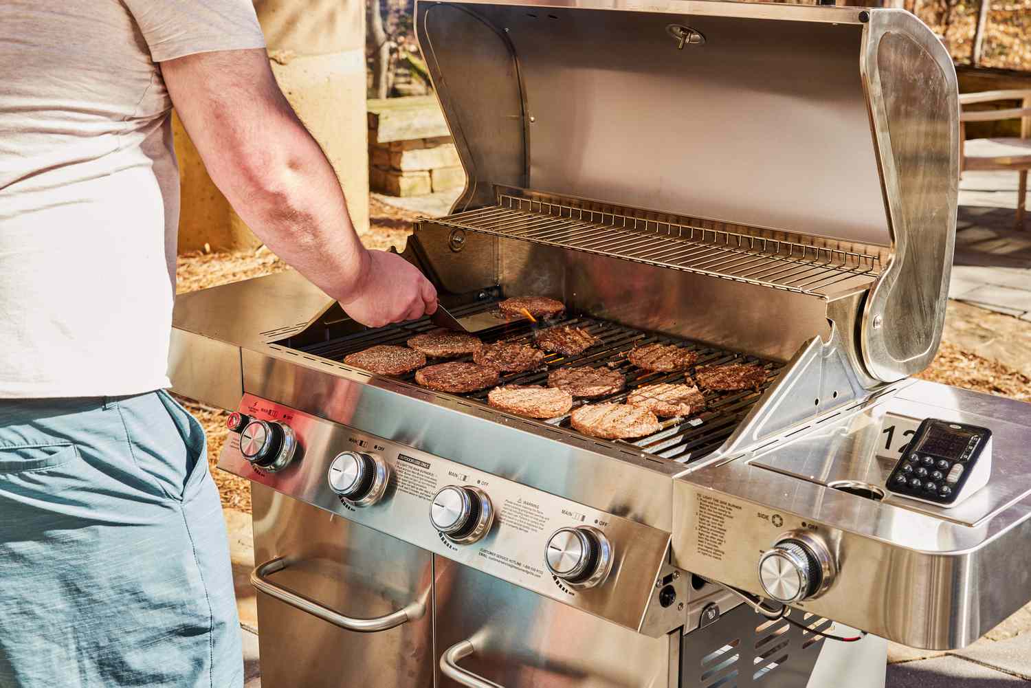 Mastering the Art of Grilling: How to Cook Chicken Breast on a Gas Gri ...